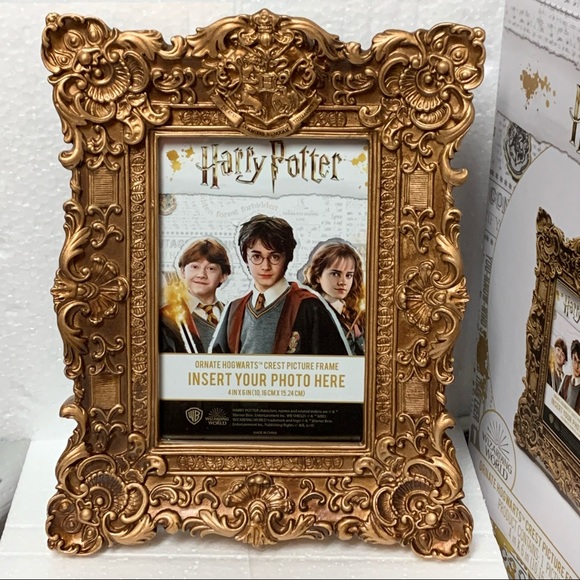 Warner Bros. | Accents | Harry Potter Hogwarts Crest Ornate Gold Frame ...